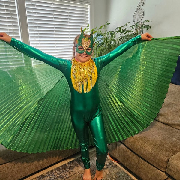 Green Dragon Inspired by Auklet in Wings of Fire Seawing Halloween ...