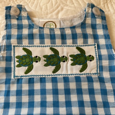 Mini Turtle Machine Embroidery Design Cute Smiling Turtle Swimming Sea ...