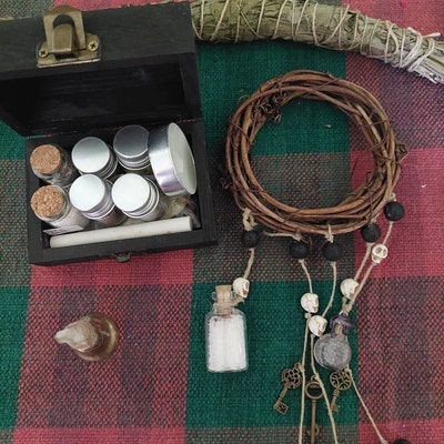 Mini Pendulum Jar - Etsy