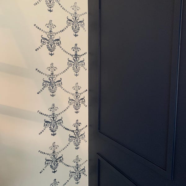 Leaf Scroll Border Stencil | DIY Stencil | Wall Stencil | Floor | Patio | Furniture | Porch ...