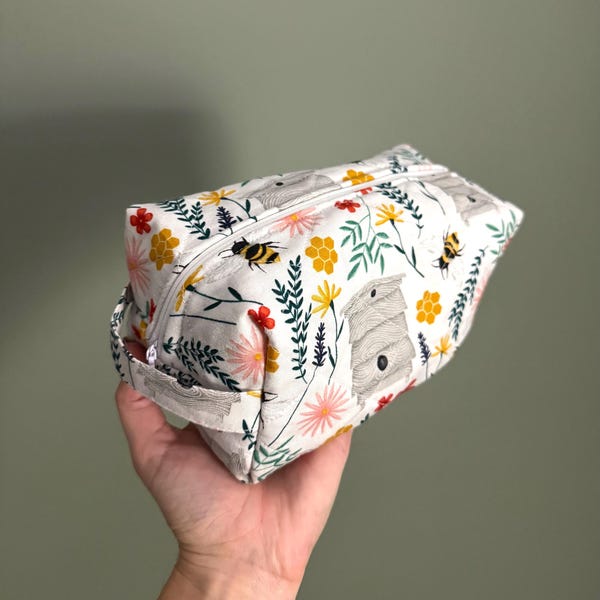 Boxy Quilt Cosmetic Pouch PDF Sewing Pattern | Zipper Box Bag for ...