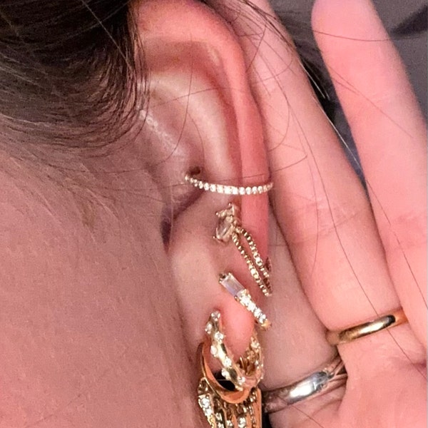 16G / 18G Conch Clicker Hoop, 16g/18g Conch Ring, Slim Hoop Earring ...