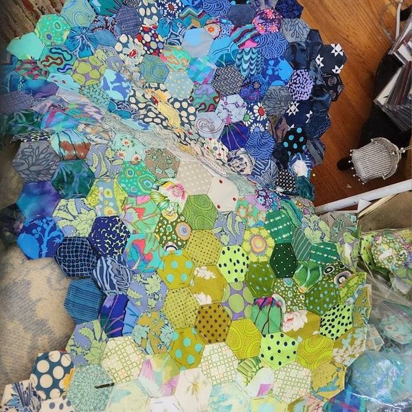 Tilda Cool Solids 46 Precut Hexagons Tilda Fabrics English Paper ...