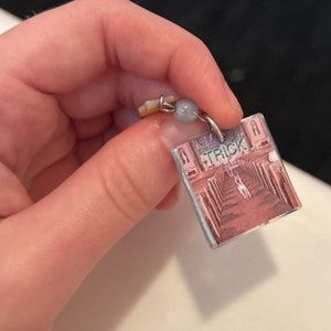 Deftones 'around the Fur Album Inspired Beaded Keychain / Phone Charm ...