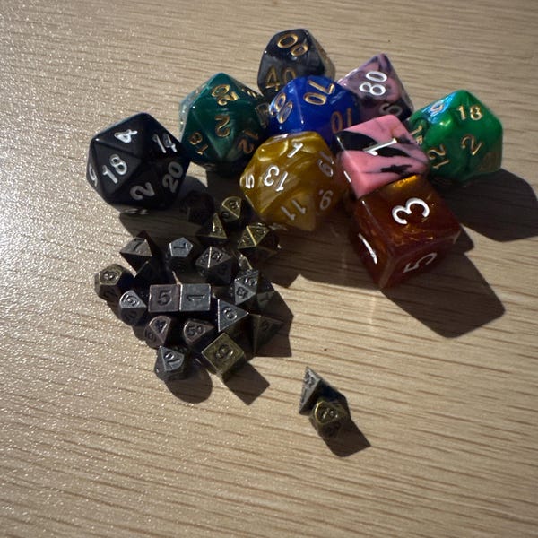 Handmade Sharp Edge Dice Red Black Resin Polyhedral RPG Dice Set With ...