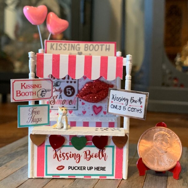 1:48 Kissing Booth Pop-up Shop KIT - Etsy