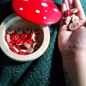 Mushroom Red Wood Rune Set Maple Norse Box Hand Painted - Etsy