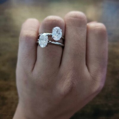 Trilogy Ring 3 Stone Ring Round Engagement Ring Triple Stone - Etsy