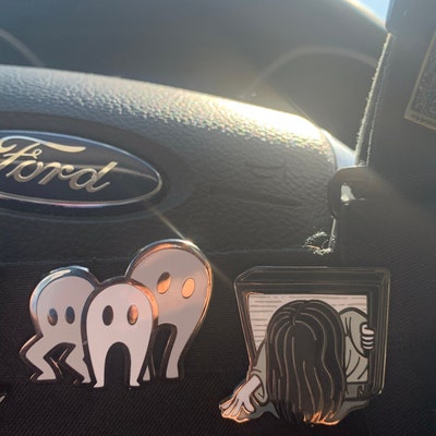 Sadako Enamel Pin - Etsy