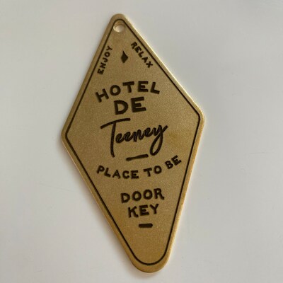 Personalized Vintage Hotel Keychain // Gold Key Ring // Personalised ...