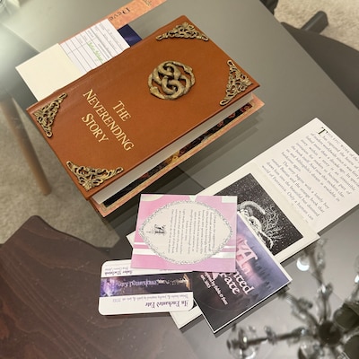 A Court of Thorns and Roses Leather Book Spine Bookmark Officially ...