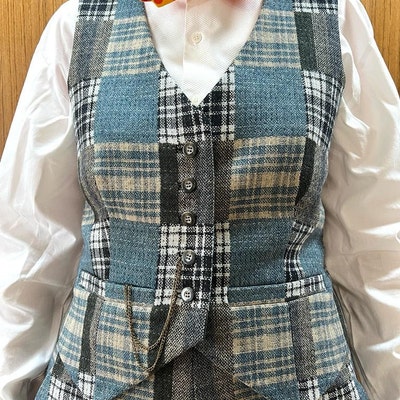 Patrón de costura Gilbert V-neck Buttoned Vest / Patrón de chaleco para ...