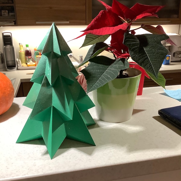 Pine Christmas Tree 3D Papercraft PDF Pattern / DIY Xmas Low Poly Paper ...