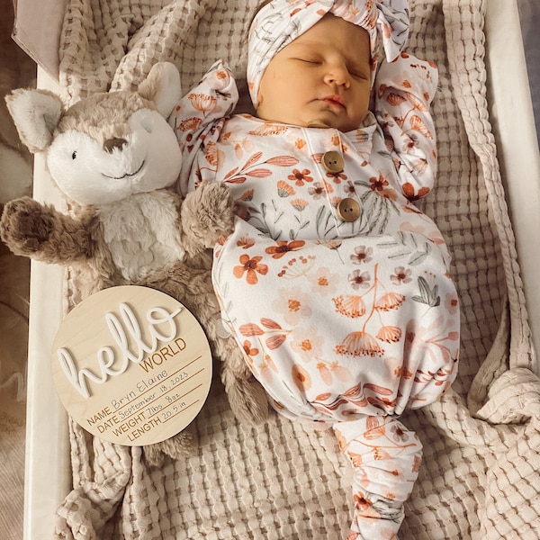 Baby Birth Announcement Wood Disc - Newborn Birth Stat Circle ...
