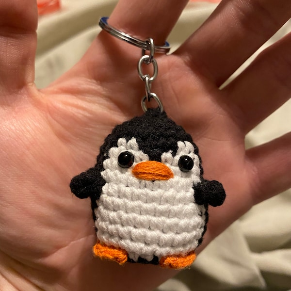 Crochet Penguin Keychain, Keyring Mini Penguin - Etsy