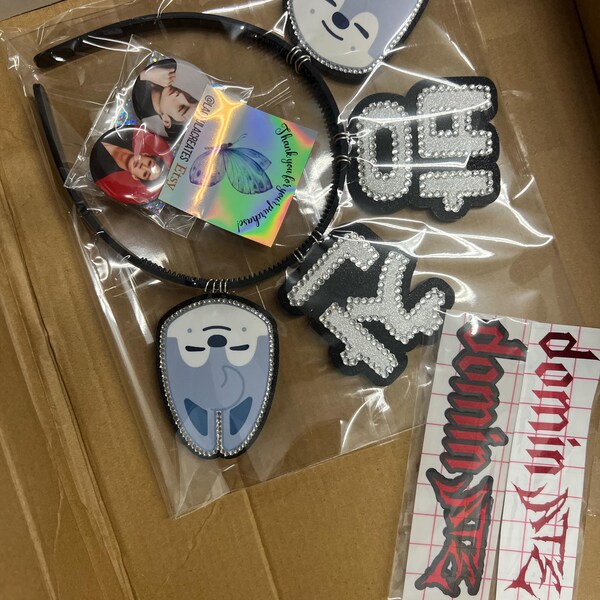 STRAY KIDS Concert Sign Name Board Handmade Rhinestone Hangul English ...