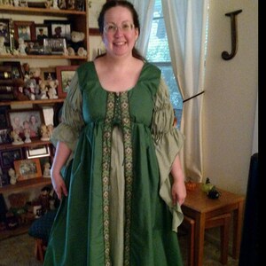 Medieval Gown Renaissance Costume SCA Garb Forest Green Irish Styl ...
