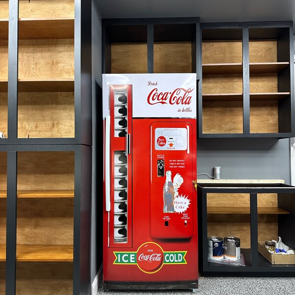 Retro Cola Vending Machine Fridge Decal, Red Soda Vintage Door Mural ...
