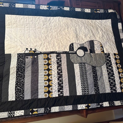 Digital Guitar Applique Quilt Pattern, beautifully Acoustic 67 X 57 ...