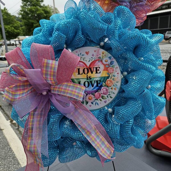 Farmhouse Patriotic Chicken Wreath Sign, USA Chicken Sign, Red White ...