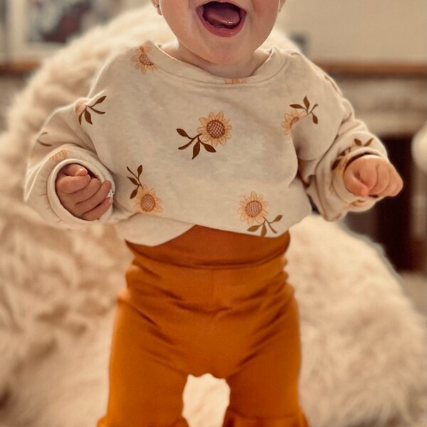 High Waisted Ruffled Bummies and Bow Set High Waisted Ruffled Baby Shorts Babygirl Bummies ...