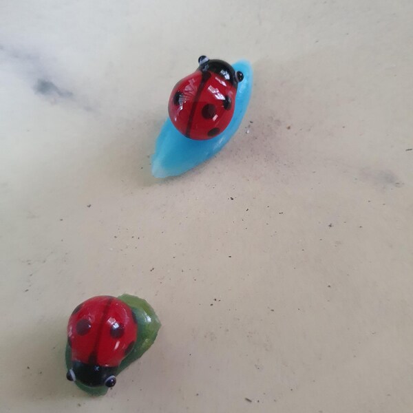 Lady Bugs Lampwork Glass Mosaic, Approx 15x10x10mm - Etsy