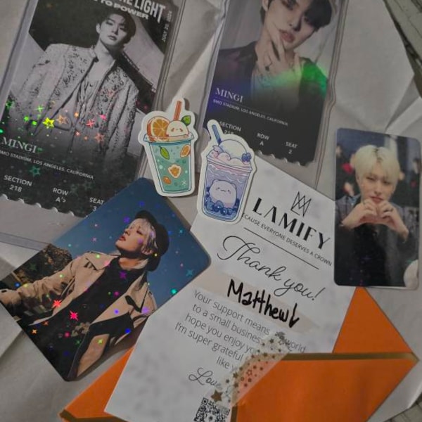 Ateez Seonghwa Photo KPOP Picket / Fan With Ruffles - Etsy