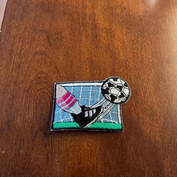 Peanuts © Linus - Iron on Patches Adhesive Appliques, Size - 7,3 X 7,8 ...