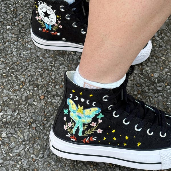 Custom Painted Converse, Chuck Taylor Converse Painted Halloween Shoes ...