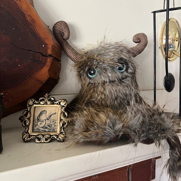 Raccoon Print in Baroque Frame - Vintage Style Art in Mini Baroque ...