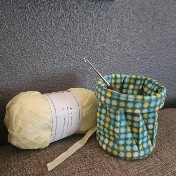 Fold and Go Thread Catcher: Travel Sewing Snippet Catcher - Etsy