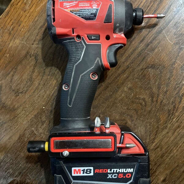 Milwaukee M18 Pro-mag™ V3.0 - Low Profile Magnetic Bit Holder - *made ...