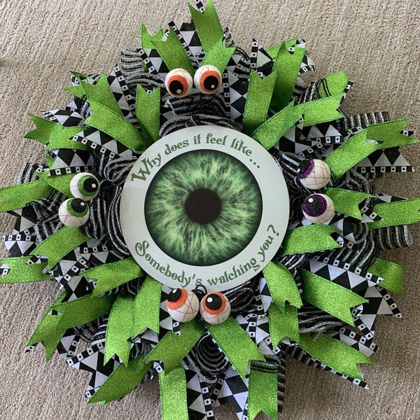 Eyeball Halloween Wreath Sign, Halloween Wreath Sign, Somebody's ...