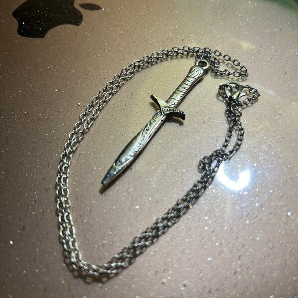 Glowing Heart Necklace, Heart of Winter, Frozen Forest, Glow in the ...