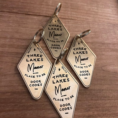 Personalized Vintage Hotel Keychain // Gold Key Ring // Personalised ...