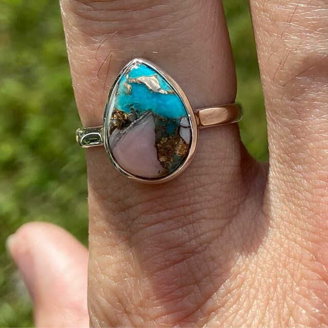 Handmade Jewelry made to make you look beautiful. by BaniThani