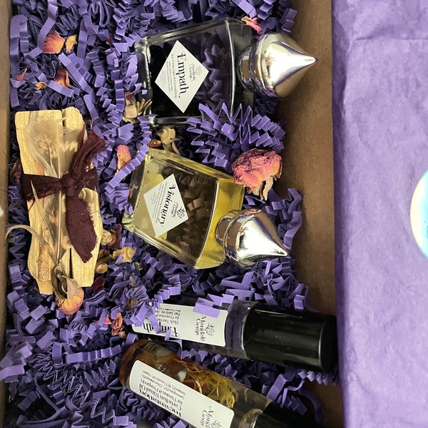 EMPATH PROTECTION Crystal Infused Natural Perfume Oil With Black ...