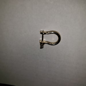 Sterling Silver 3/8 Shackle Earring - Etsy