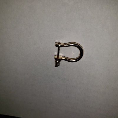 Sterling Silver 3/8 Shackle Earring - Etsy