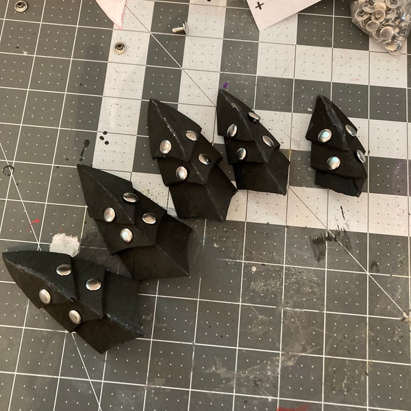 DIY Segmented Finger Armor / Cosplay Armor / Costume Armor/ Medieval ...