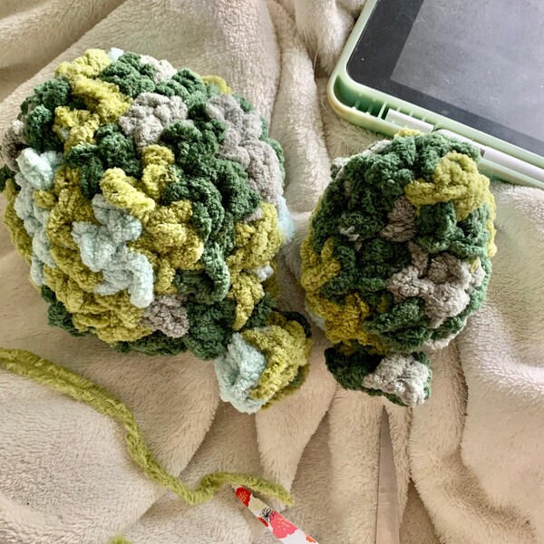 Reuseable Crochet Water Balloon PATTERN | Water Balloons 3 Sizes ...