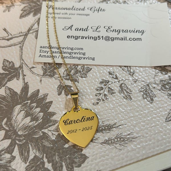 Engraved Gold Heart Charm Bracelet - Etsy
