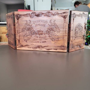 Custom Dungeon Master Screen Wooden RPG Screen Gift Table - Etsy