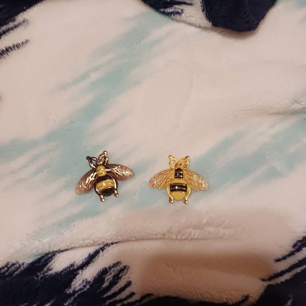 RESIN BEE CHARMS, Flat Back Cabochons, Lifelike Bumble Bee, Small Gift ...