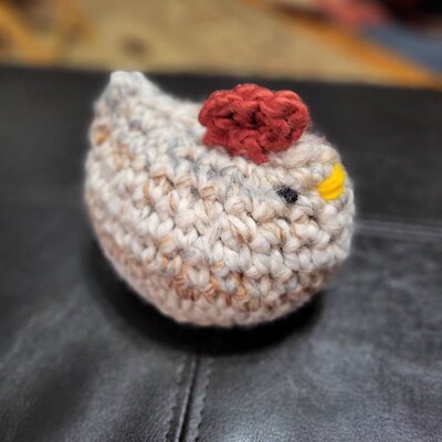 Mabel Chicken CROCHET PATTERN - Etsy