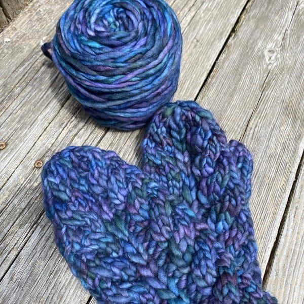 The Winding Ridge Mittens Knitting Pattern, Mitten Pattern, Lateral ...