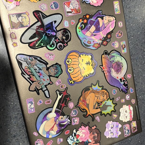 Alien Stage Print + Sticker Pack - Etsy