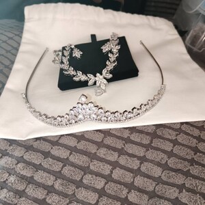 Handmade Beautiful Bridal Party Tiara Ellie Design With Simulated ...