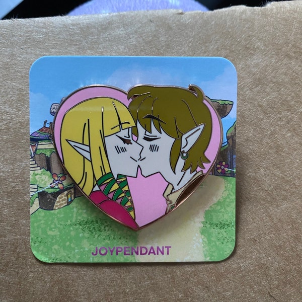 Legend of Zelda Link and Zelda Heart Enamel Pins - Etsy