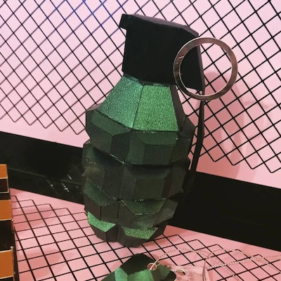 DIY Papercraft Hand Grenade Favor,hand Grenade Model,paper Toy,party ...
